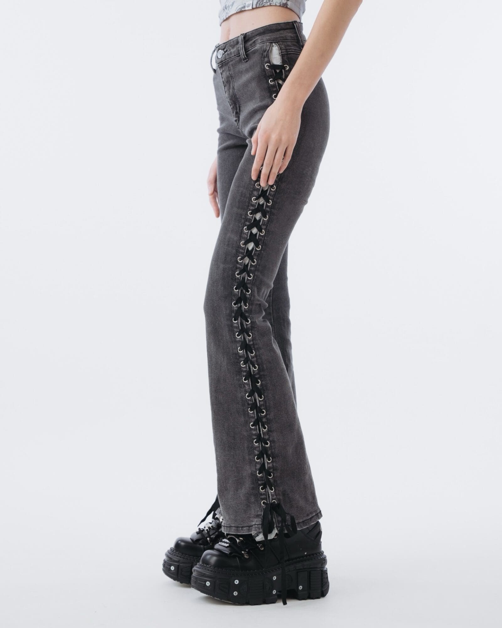 Bones Flare Lace-up Jeans – sixthdimension.shop